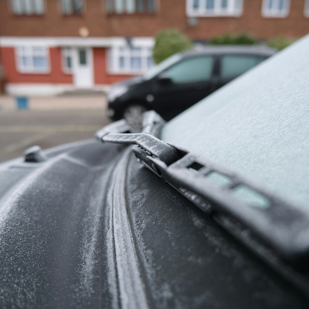 Tips for Tackling Frost on Your Windscreen This Winter | Wiper Blades